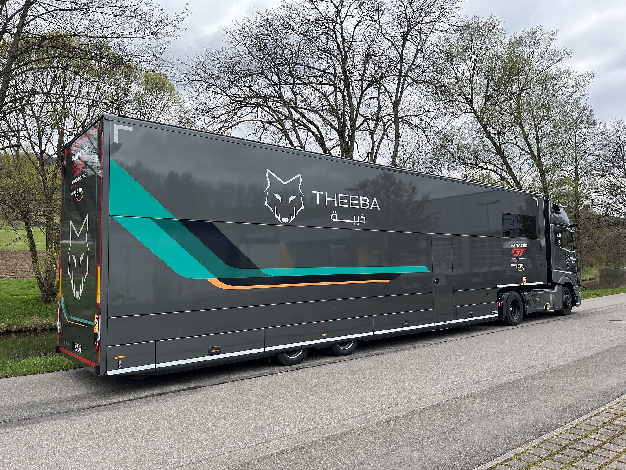 RACELINER SRL 200 The winner in the race for space and comfo