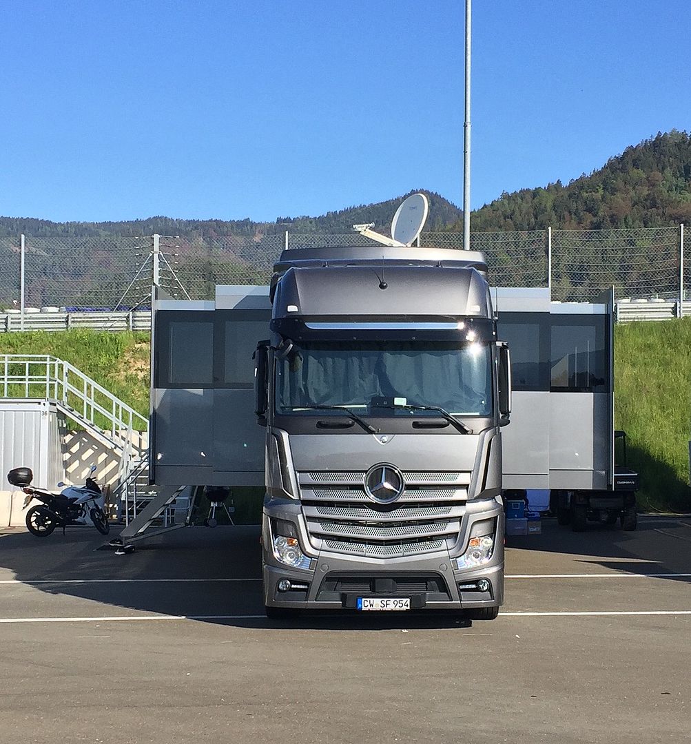 MOTORHOME DRIVER SUITE 100 your second home