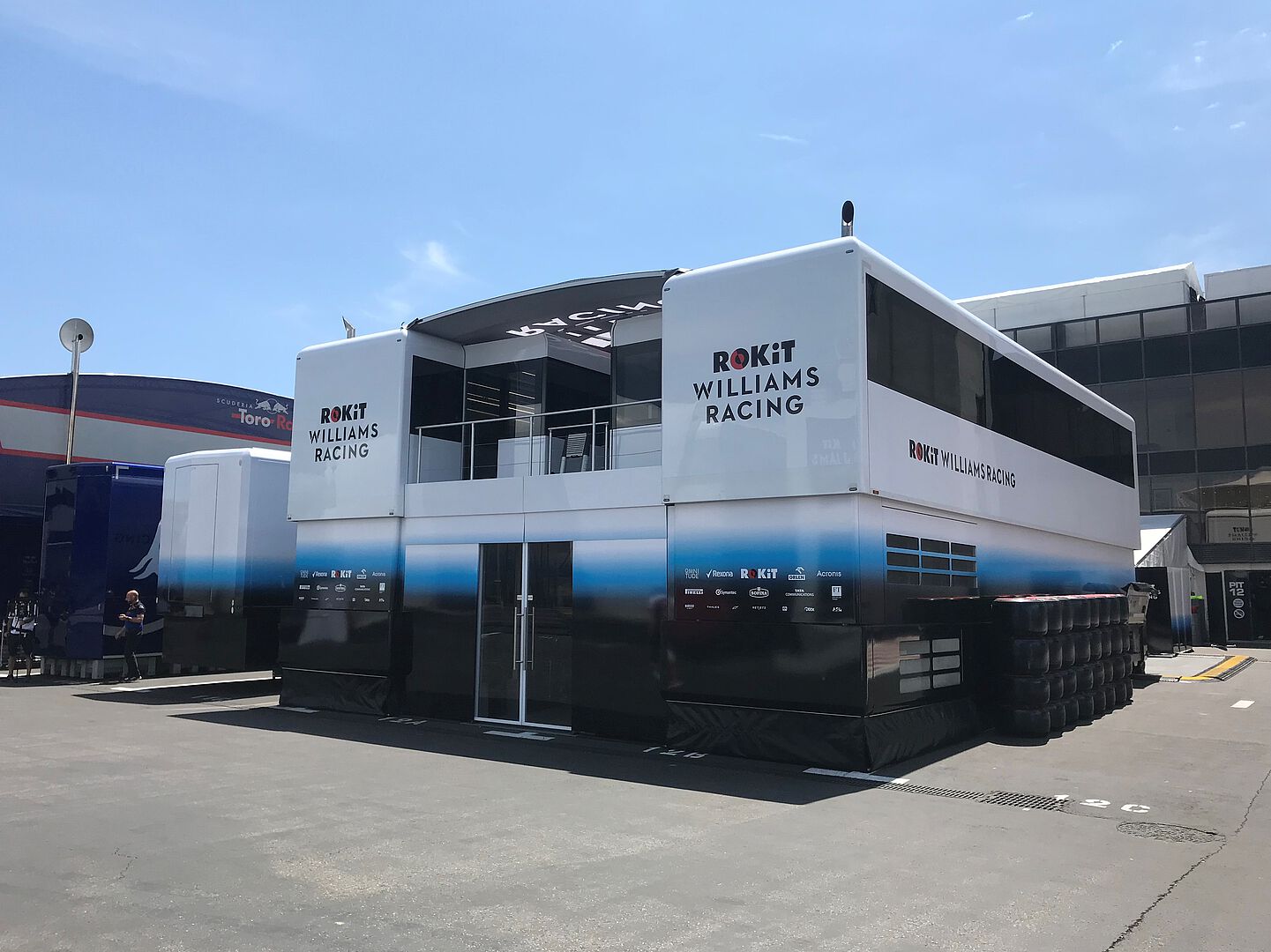 SRB 400 Race Base von Schuler Trucks für AMG HWA Mercedes