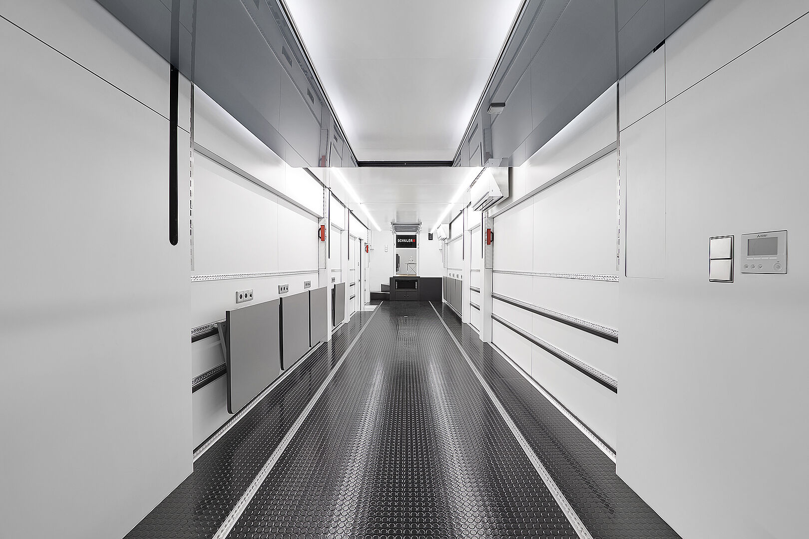 SCHULER SRL 500 in Modell aus dem Motorsport