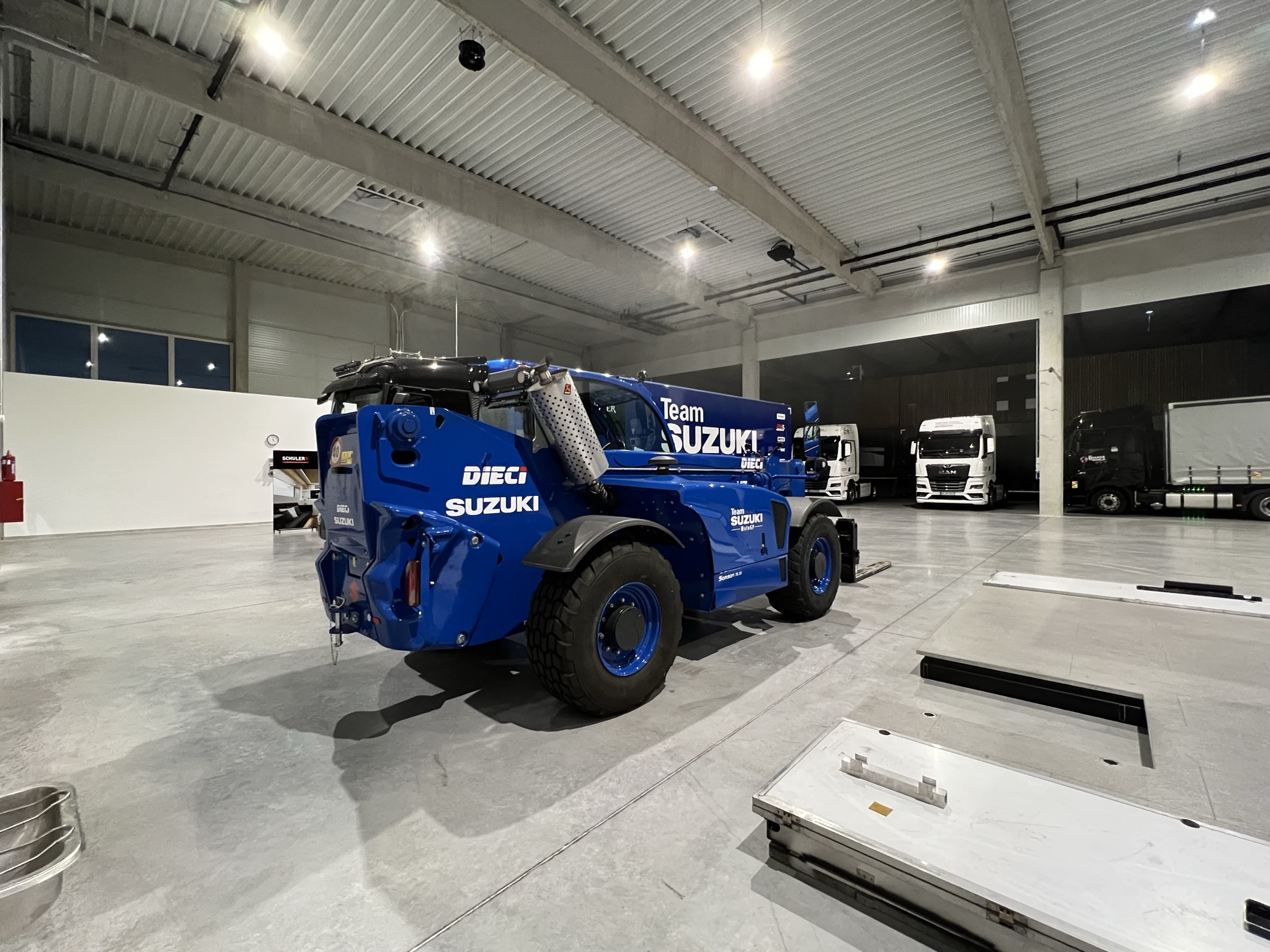 SCHULER SUZUKI RACE BASE MOTOGP HOSPITALITY