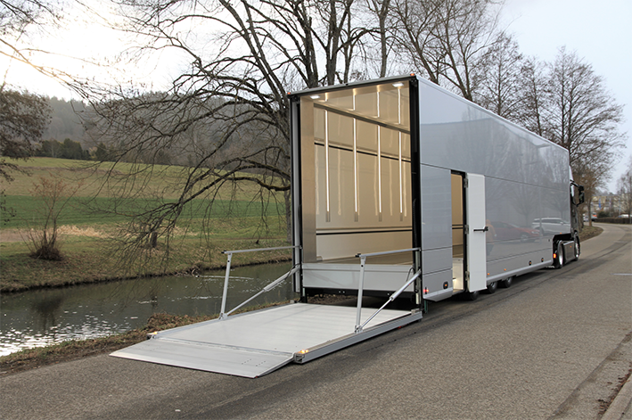 RACELINER SRL 200 The winner in the race for space and comfo